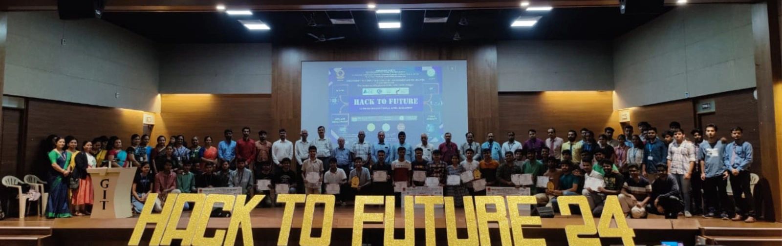 HACK TO FUTURE: SurplusToServe Website Development · INNOVATION | TechGeeks